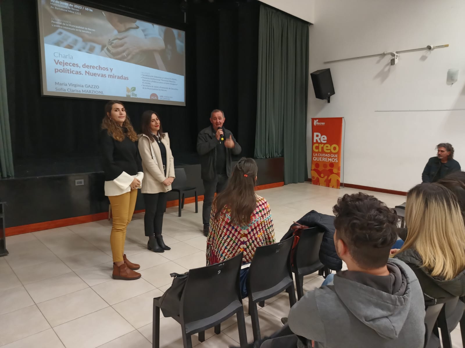 Se realizó en Recreo el conversatorio sobre “Vejeces, derechos y ...
