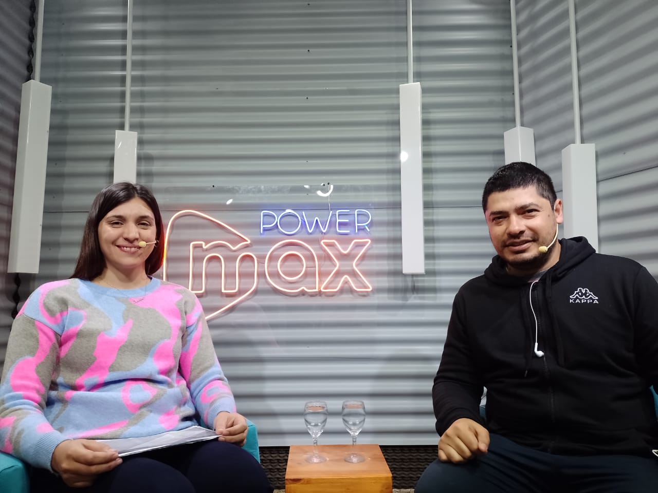 La candidata a concejal de Recreo, Noelia Formento visitó FM POWER MAX – Power Max 104.5 Recreo ...